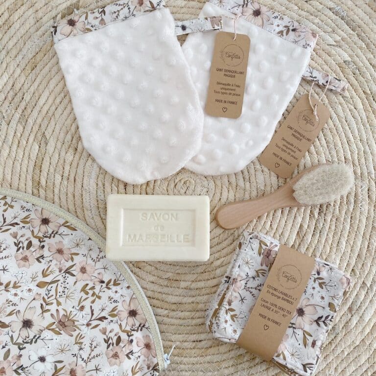 Gant magique un démaquillage économique écologique zéro déchet